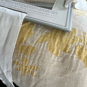 Rachel Ashwell | Bedding | Rachel Ashwell Yellow White Floral Duvet ...